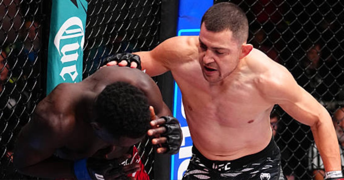 Steve Garcia écrase David Onama au premier tour – Faits saillants de l ...