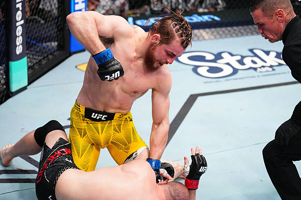 Daniil Donchenko Batteurs et Bloodies Alex Morono – Faits saillants de ...